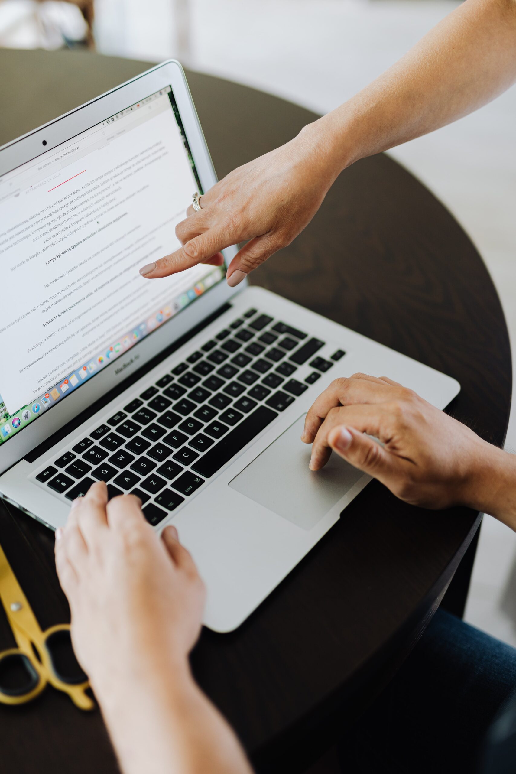 ¿Qué es un informe de lectura? - Entre teclas y tinta